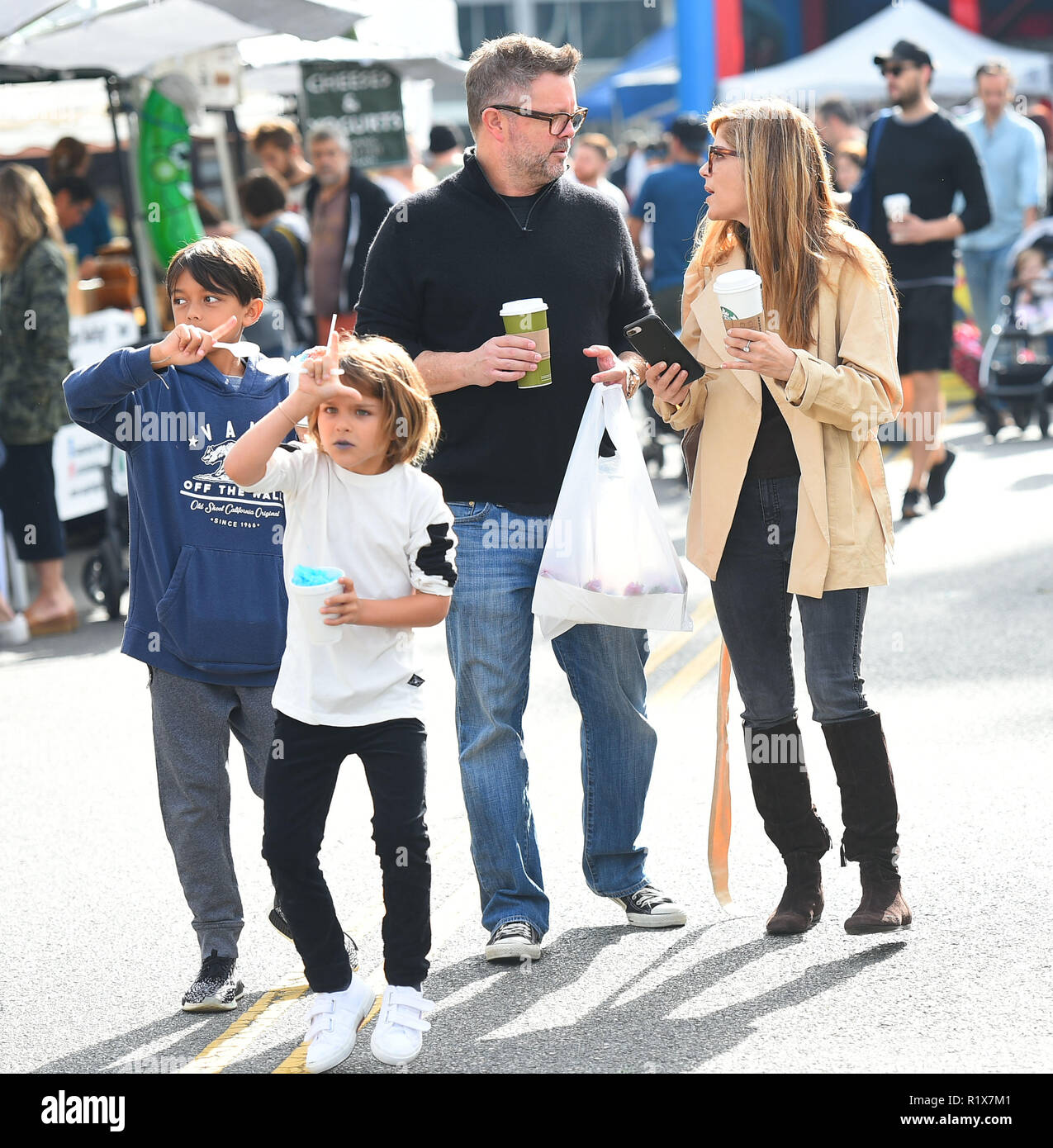Selma Blair and son Arthur Bleick have a playdate at the farmers market ...