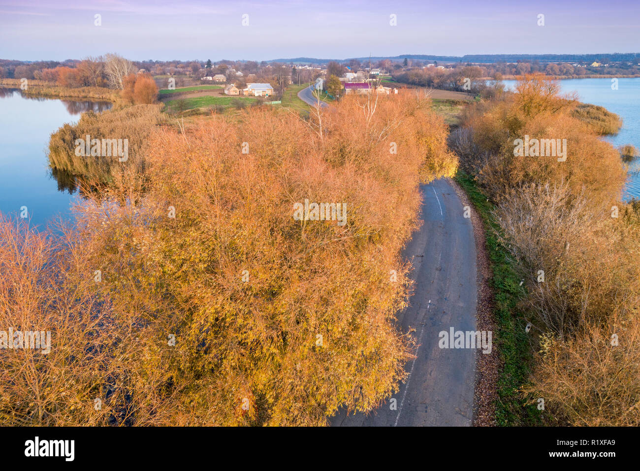 Green river lakes road hi-res stock photography and images - Alamy
