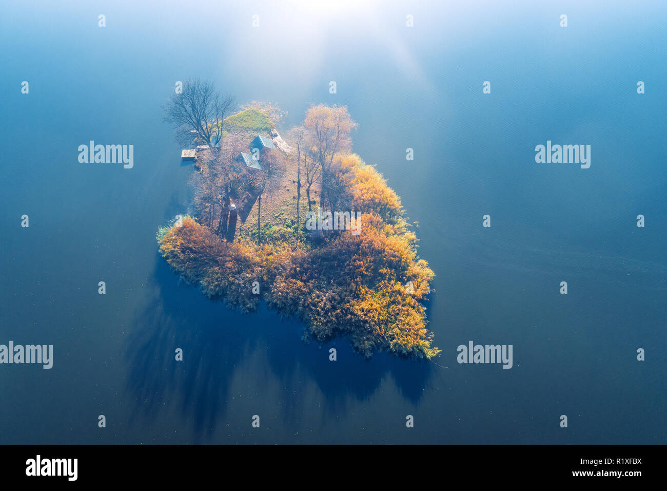 Small island with trees on lake hi-res stock photography and images - Alamy