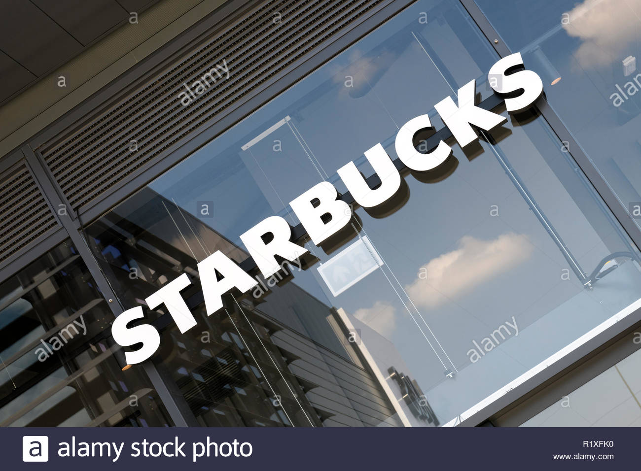 Shopping Centre Glass Fronts High Resolution Stock Photography and ...