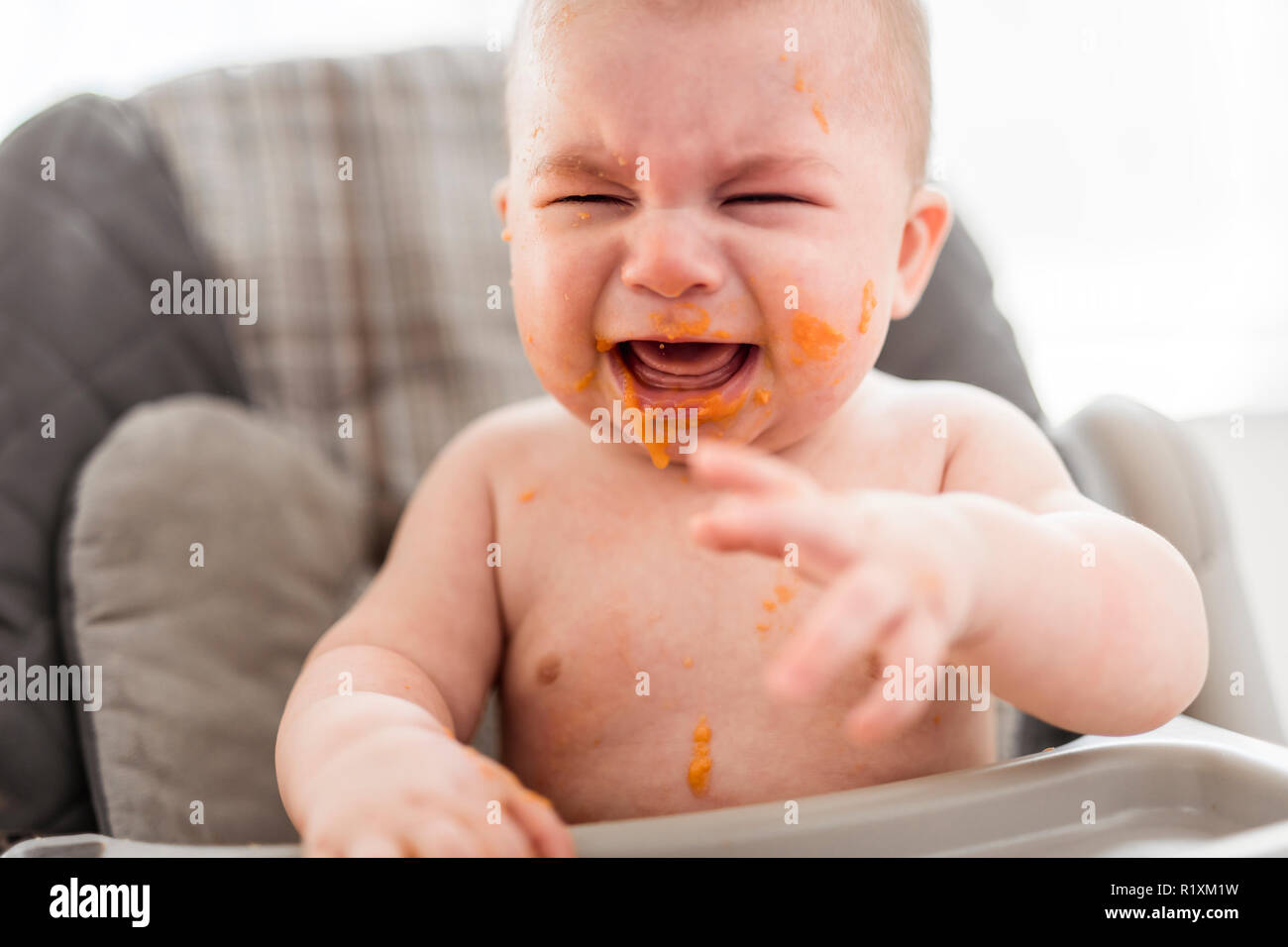 Baby mess crying hi-res stock photography and images - Alamy