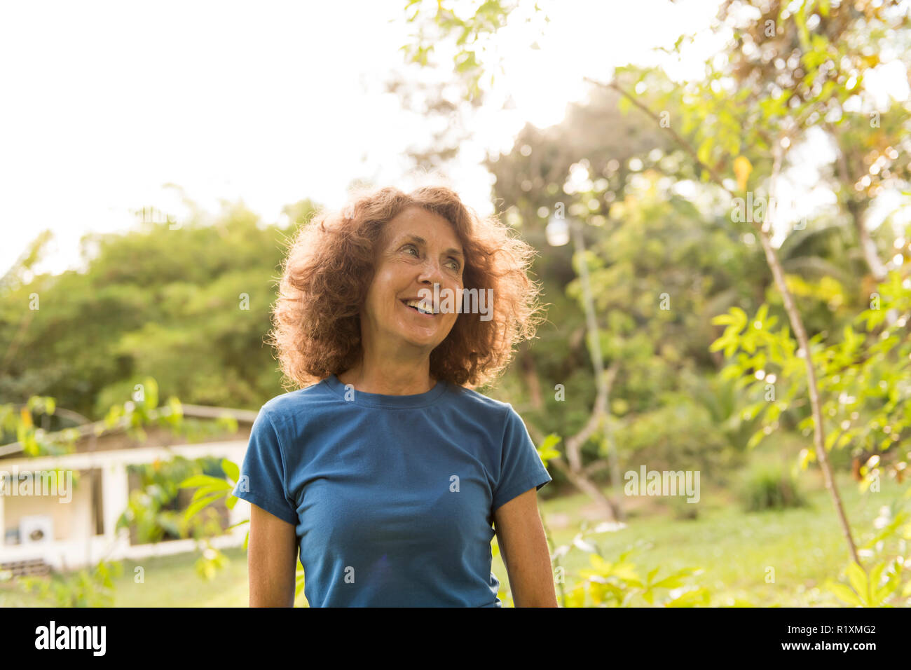 Older woman outside hi-res stock photography and images - Alamy