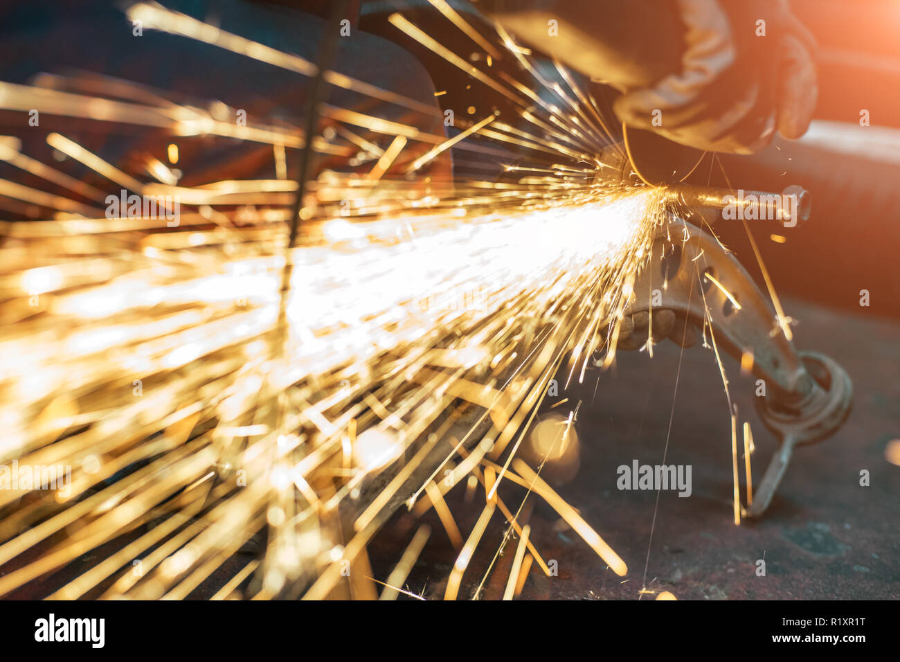 Grinder sparks hi-res stock photography and images - Alamy