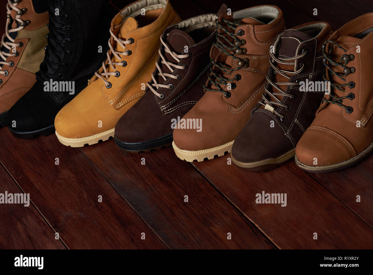 Row of shoes hi-res stock photography and images - Alamy