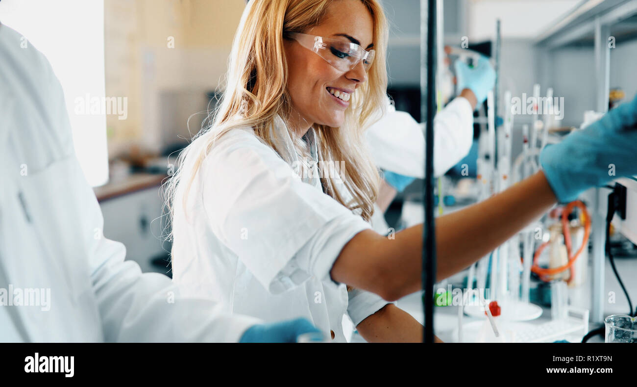 Student lab hi-res stock photography and images - Alamy