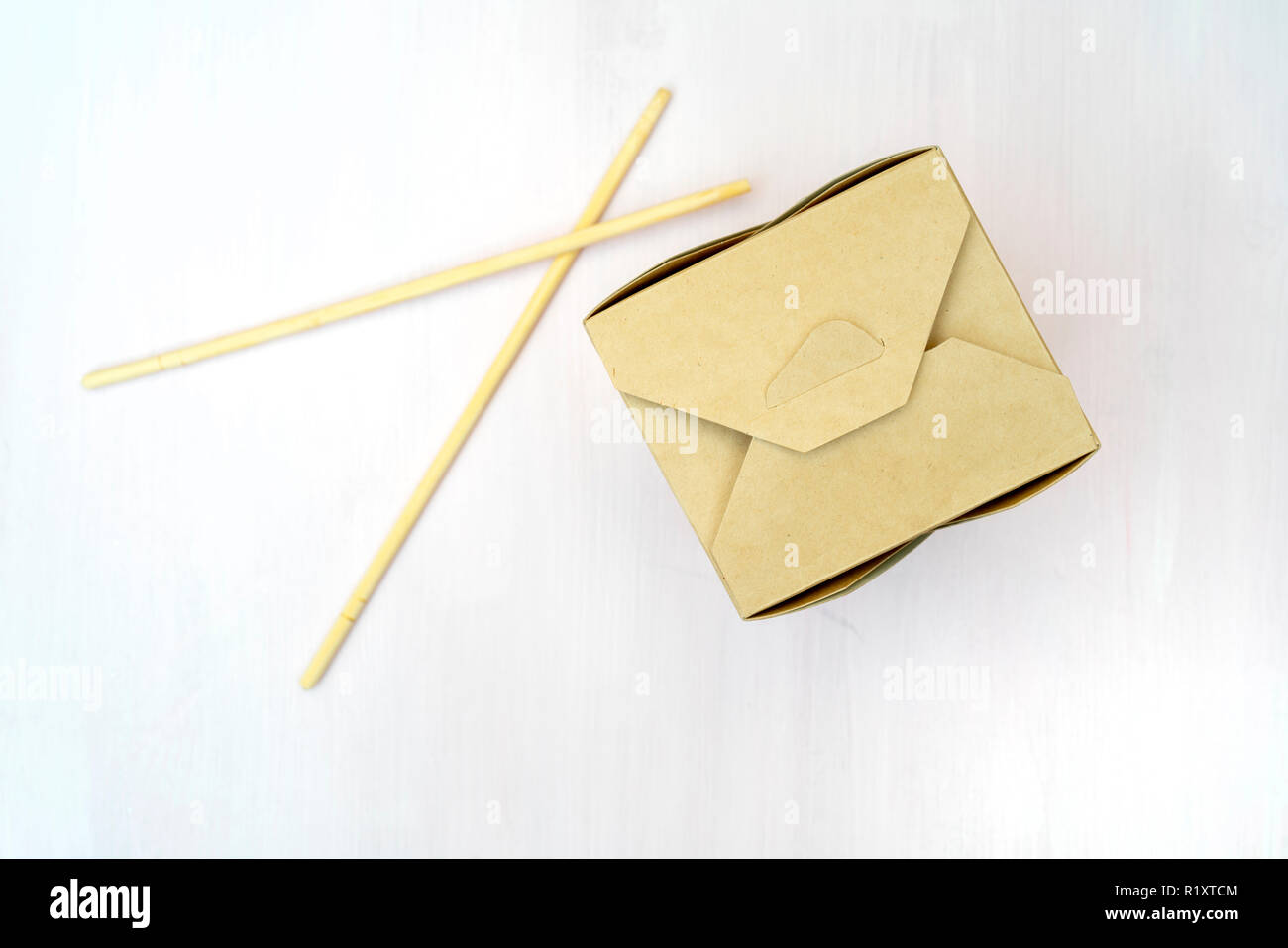 Closed WOK paper packaging boxes. For Asian fast foods Stock Photo - Alamy