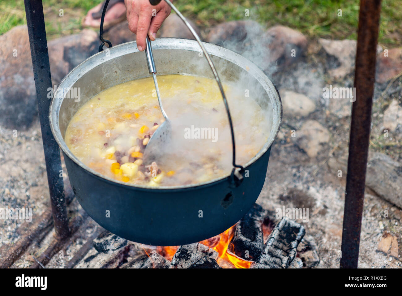 Pot on campfire hi-res stock photography and images - Alamy