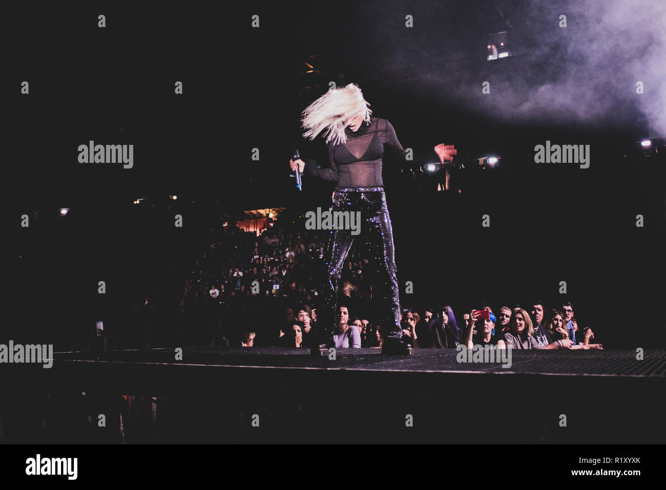 Milano, Italy. 14th Nov, 2018. Theresa Jarvis, singer of Yonaka ...