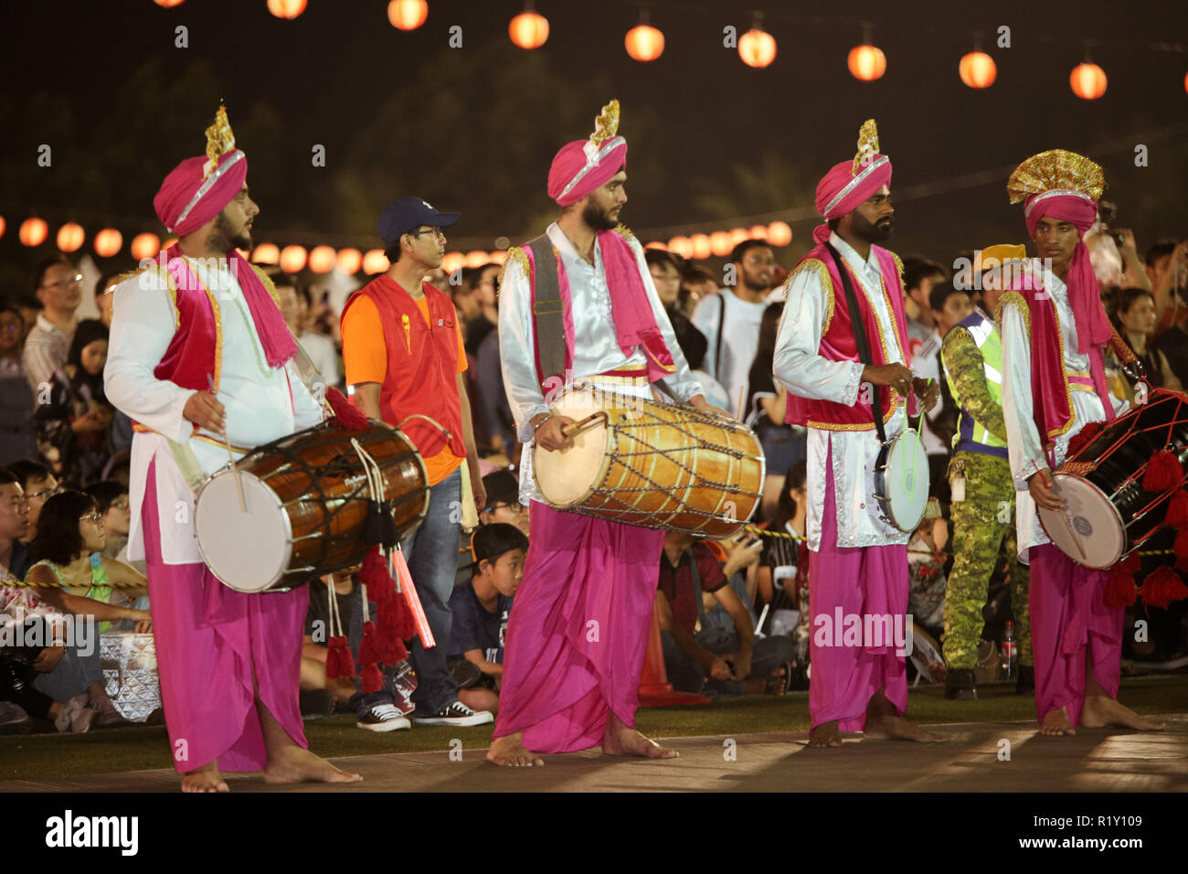 Punjabi band hi-res stock photography and images - Alamy