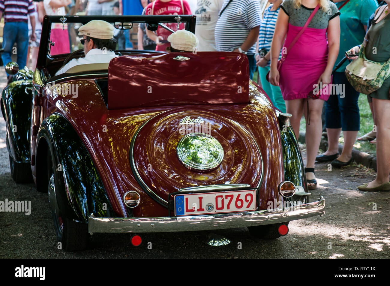 1938 1946 convertible hi-res stock photography and images - Alamy