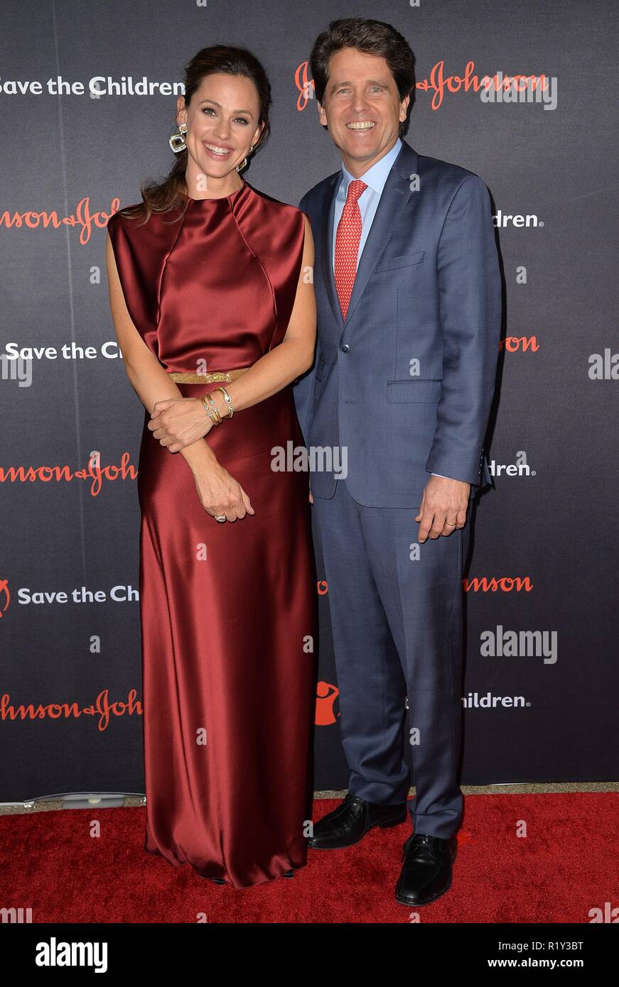 New York, NY, USA. 14th Nov, 2018. Jennifer Garner, Mark Shriver at ...