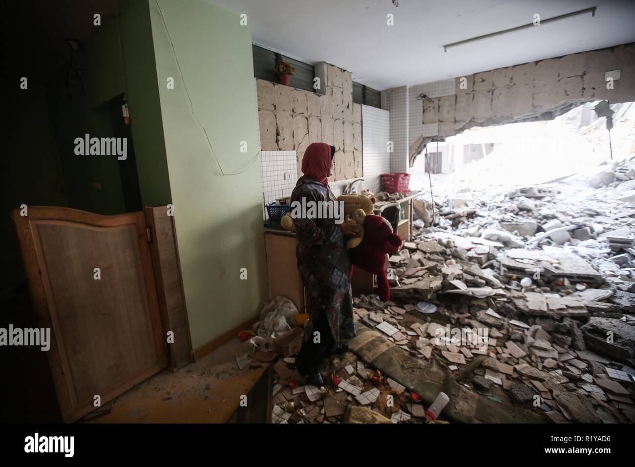Gaza City, The Gaza Strip, Palestine. 15th Nov, 2018. Damage at ...