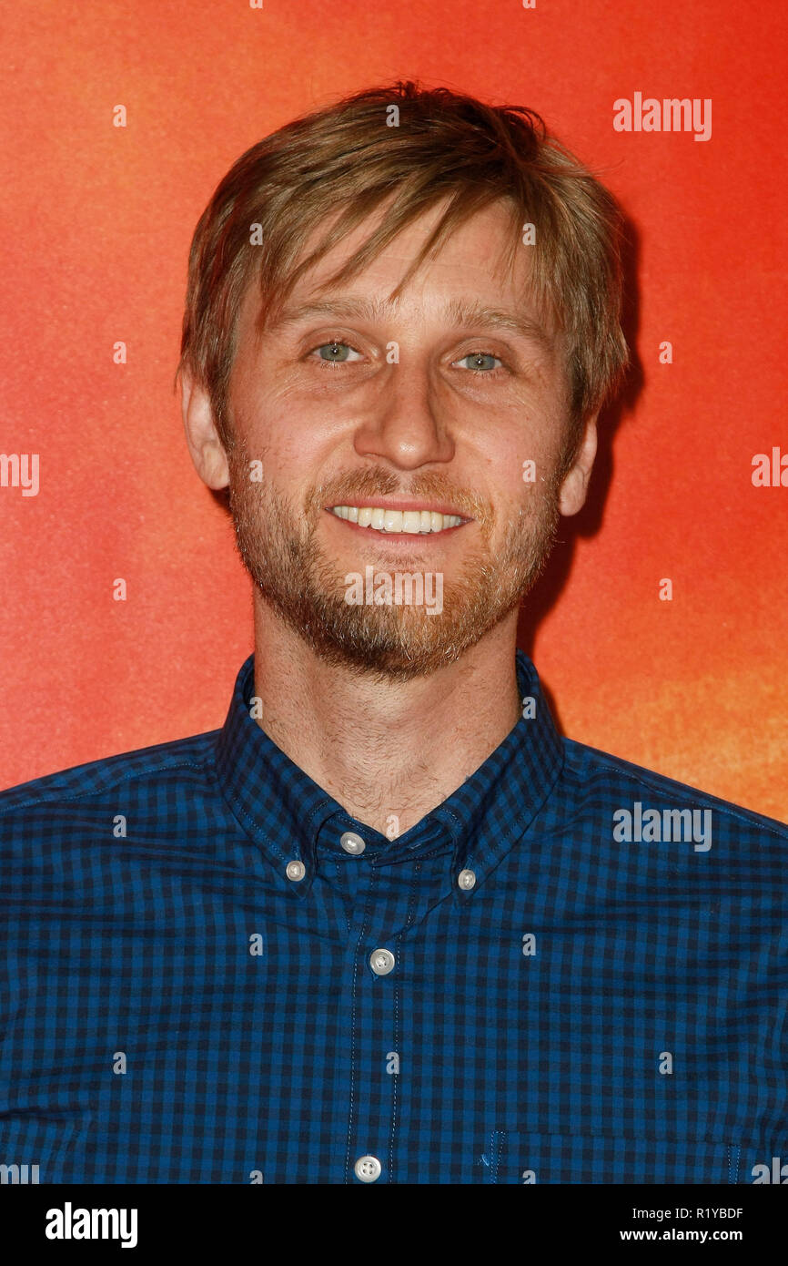 Los Angeles, CA - NOV 14: Aaron Staton attends Netflix's 'Narcos ...