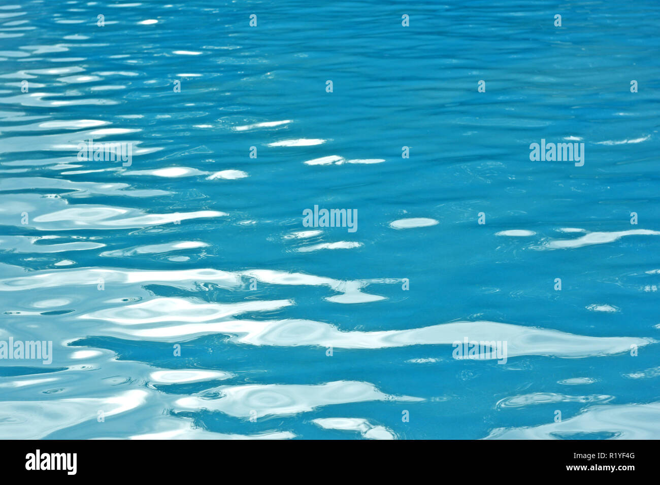 Shiny waves hi-res stock photography and images - Alamy