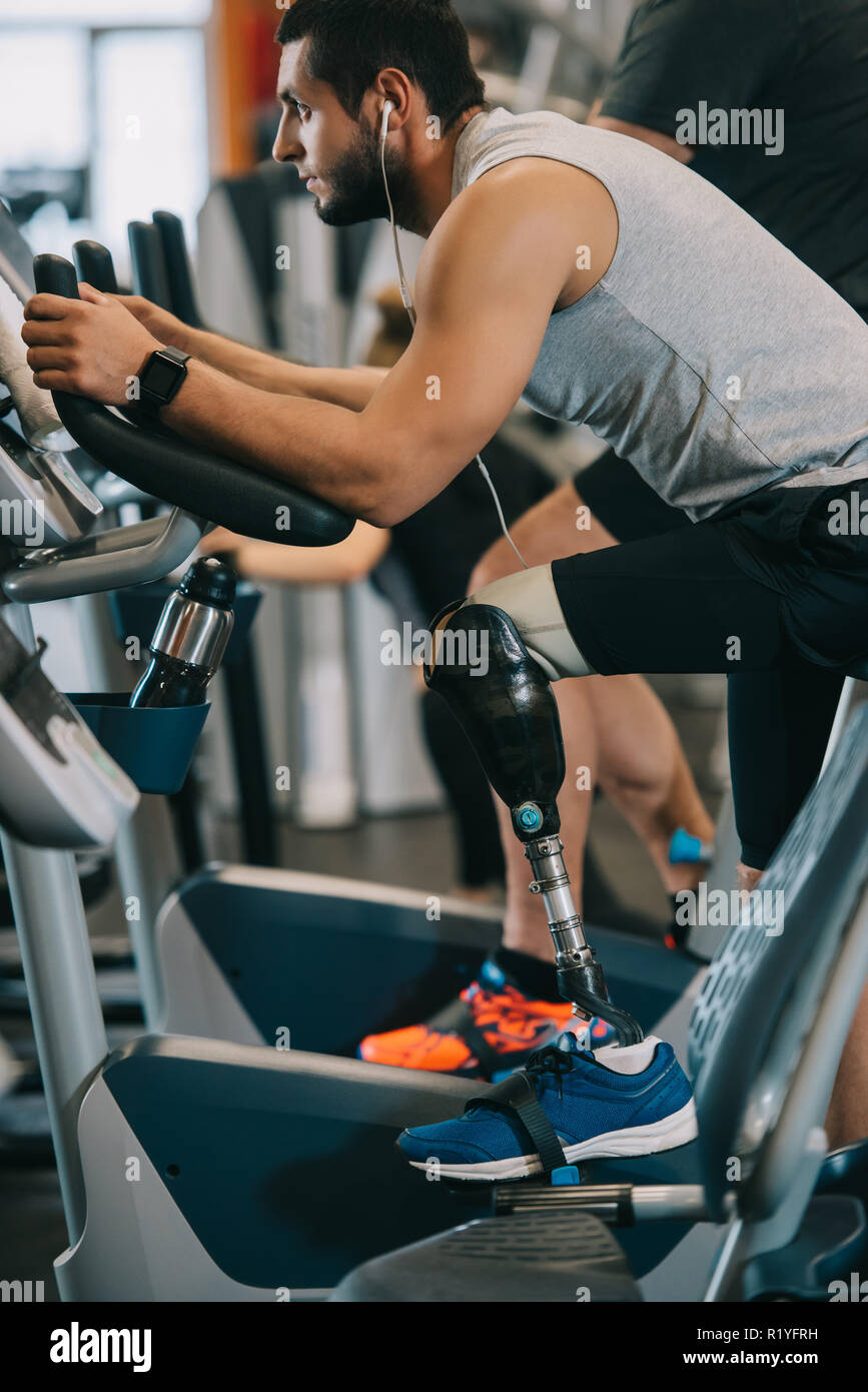 Side view leg out hi-res stock photography and images - Alamy