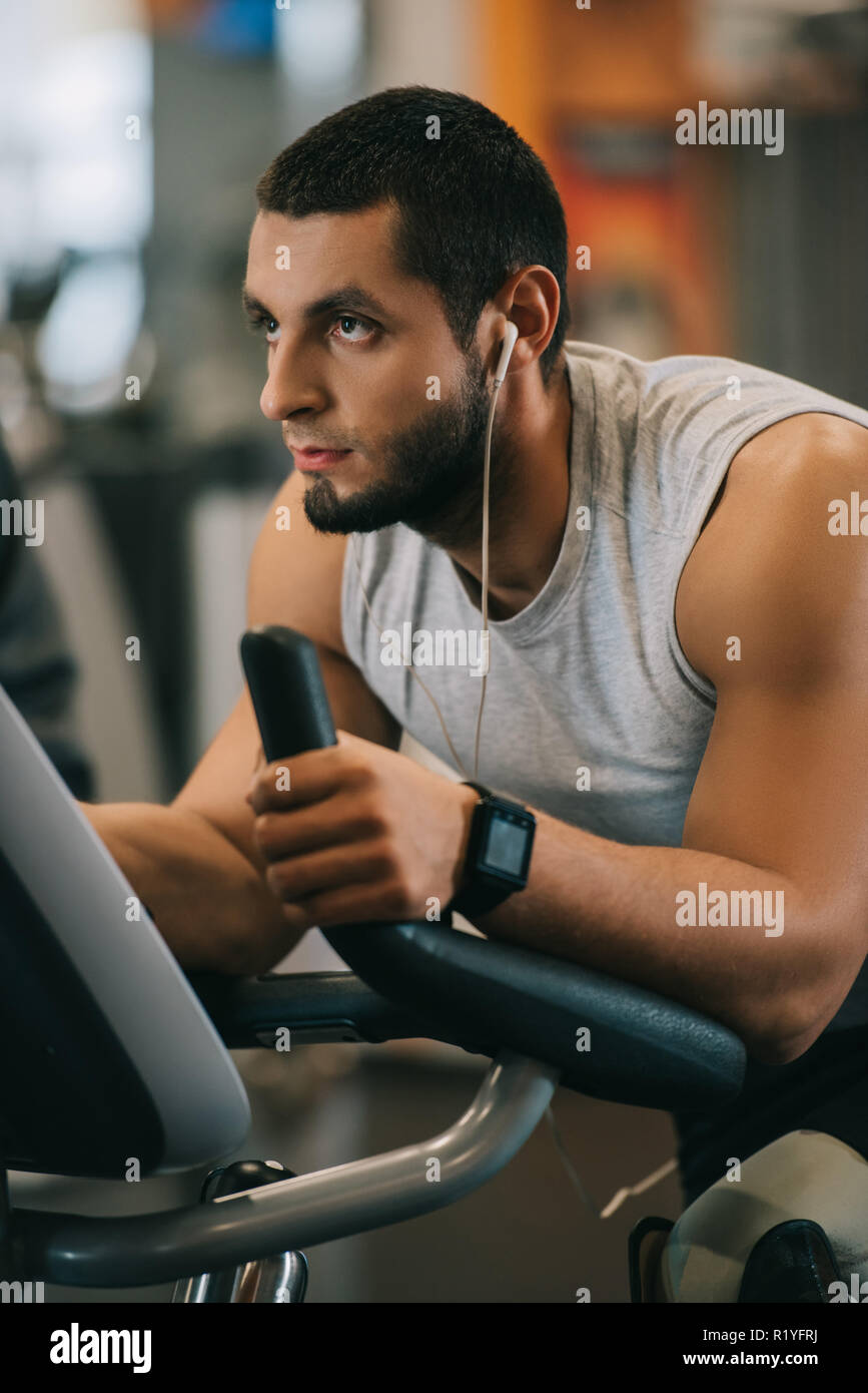 Leg muscles bicycle hi-res stock photography and images - Alamy