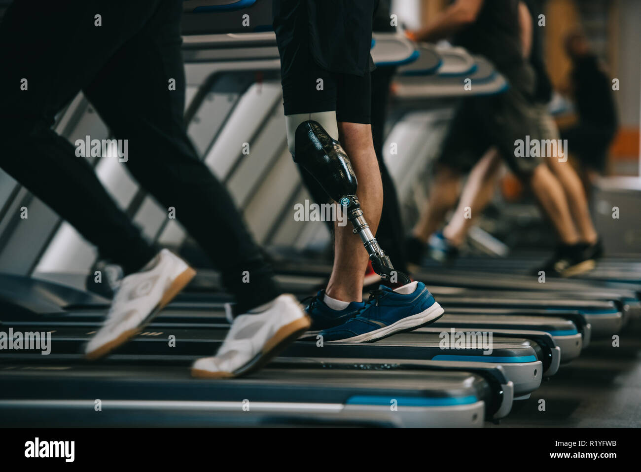 Prosthetic leg running hi-res stock photography and images - Alamy
