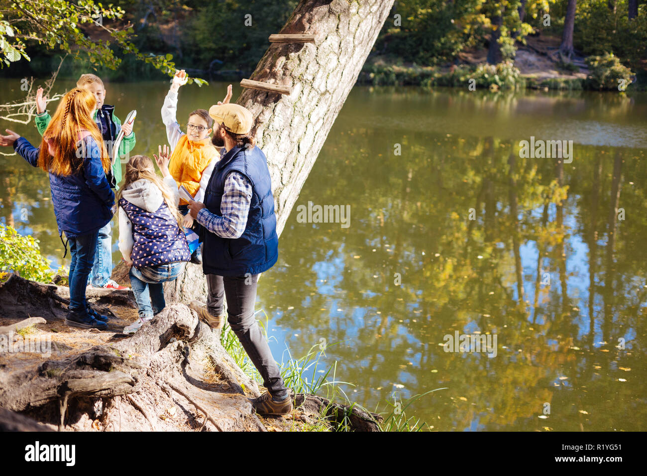 Knowing answers hi-res stock photography and images - Alamy