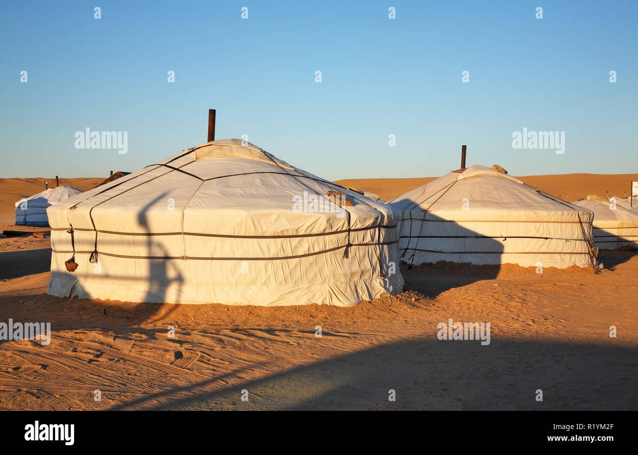 Khamar monastery hi-res stock photography and images - Alamy