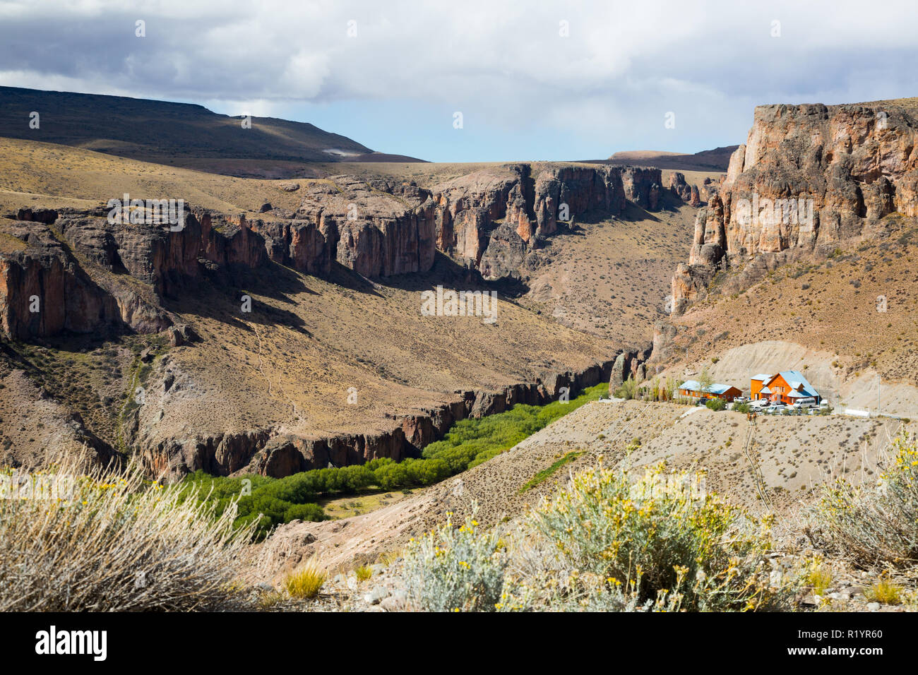 Canyon of the rio pinturas hi-res stock photography and images - Alamy