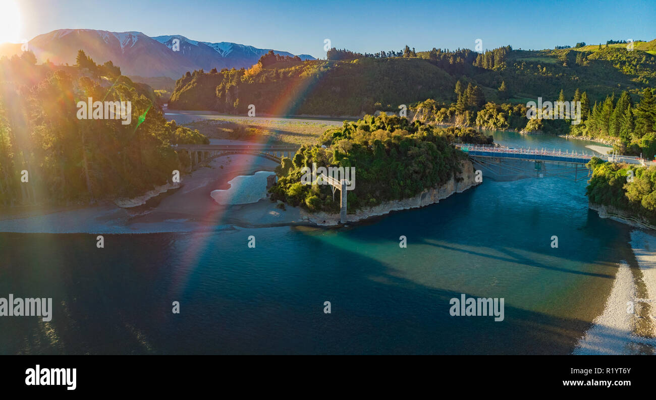 Rakaia gorge bridge rakaia gorge bridge hi-res stock photography and ...