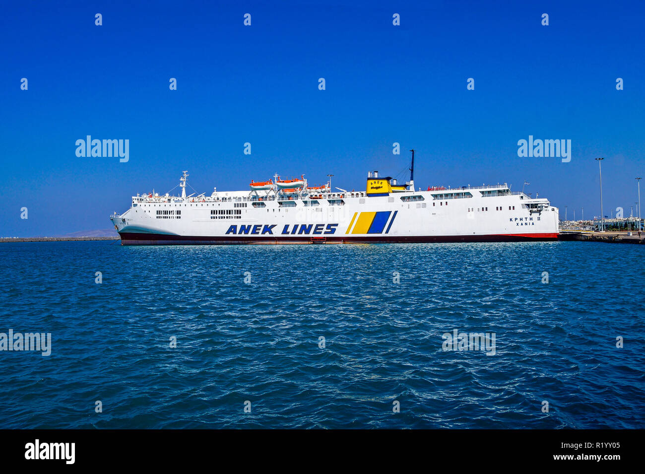 Anek lines kriti ii ferry hi-res stock photography and images - Alamy