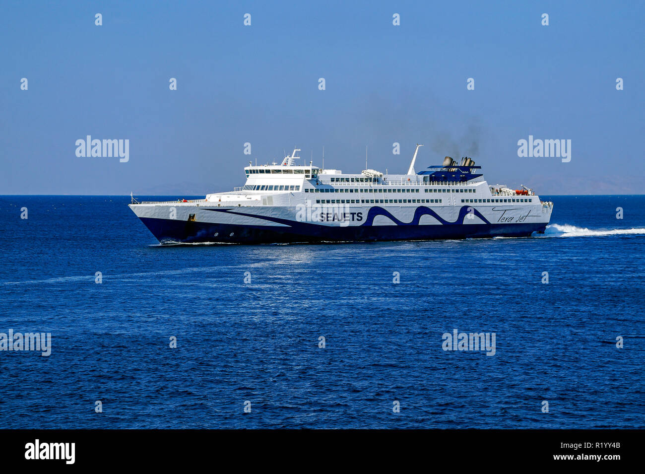 Tera jet ferry hi-res stock photography and images - Alamy