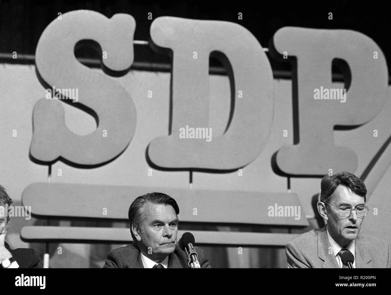 Dr David Owen (l) during the SDP conference in Torquay Stock Photo - Alamy