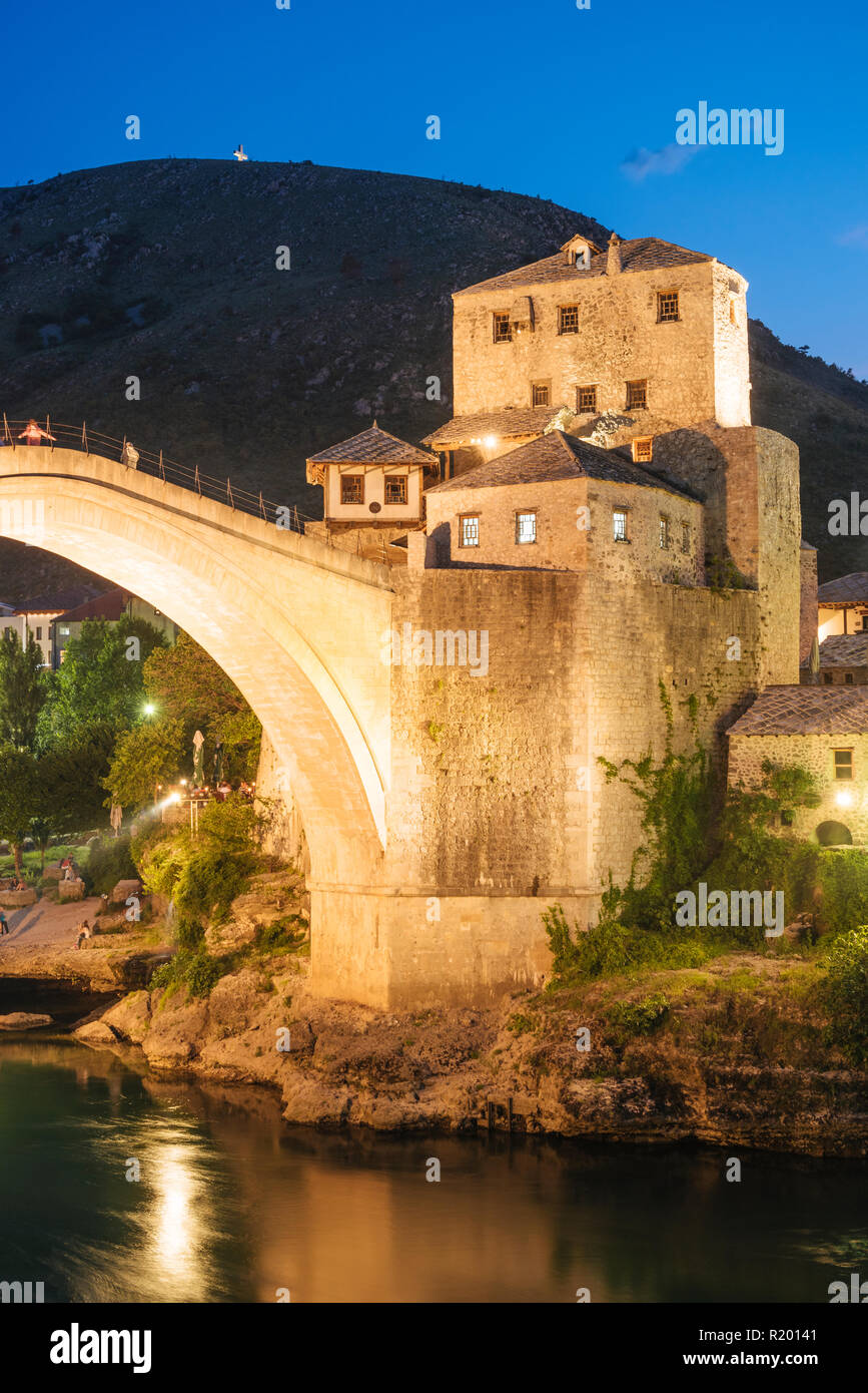 Stari Most Bridge at night, Mostar, Bosnia & Hercegovina Stock Photo ...