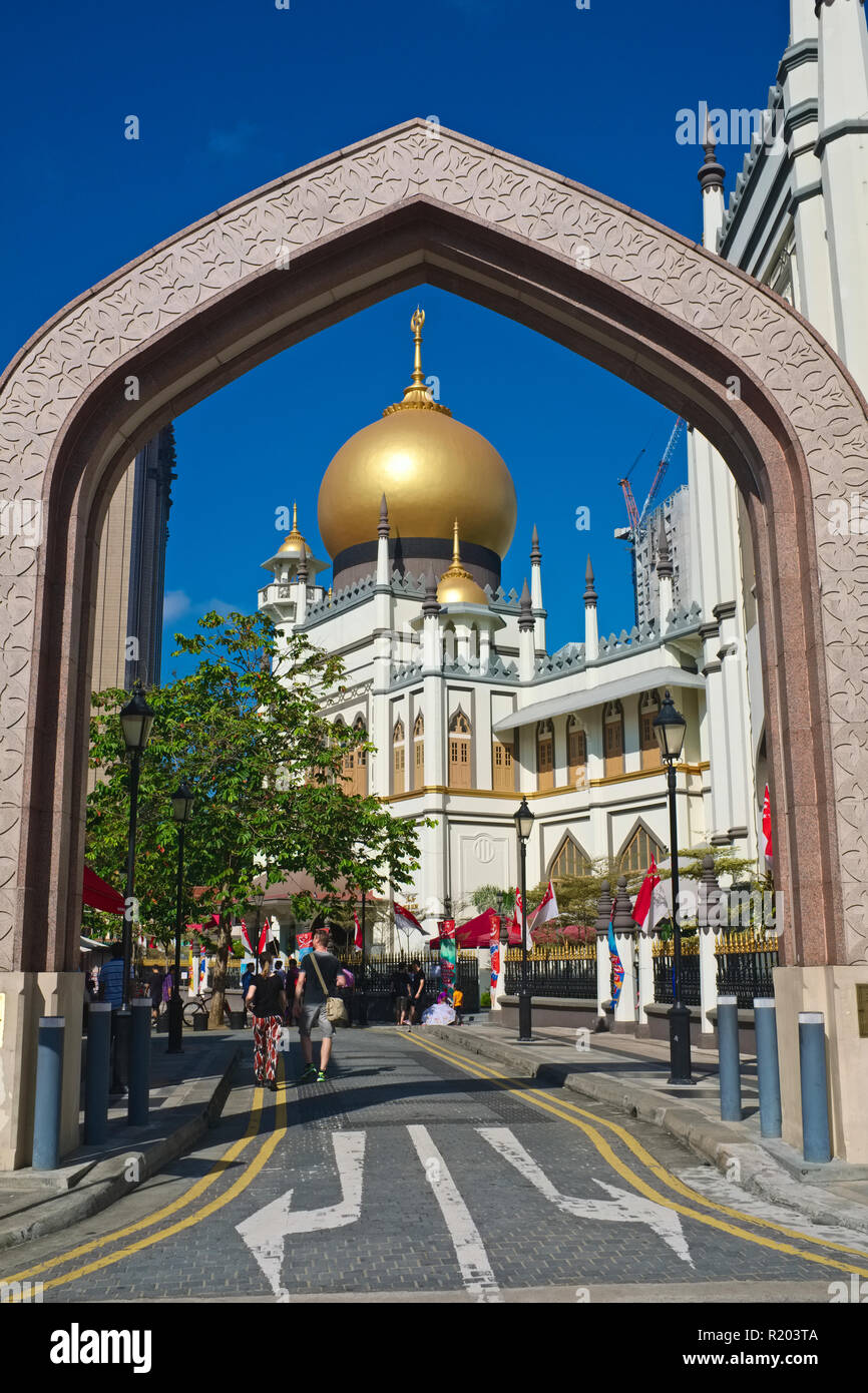 Sultan Mosque in Kampong Glam area, Singapore, a national monument ...