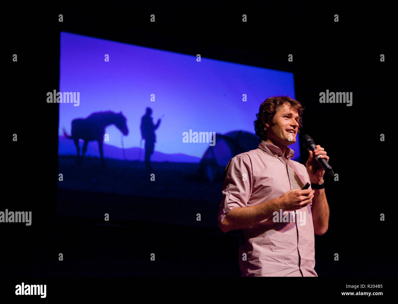 Tim cope speaking in public hi-res stock photography and images - Alamy