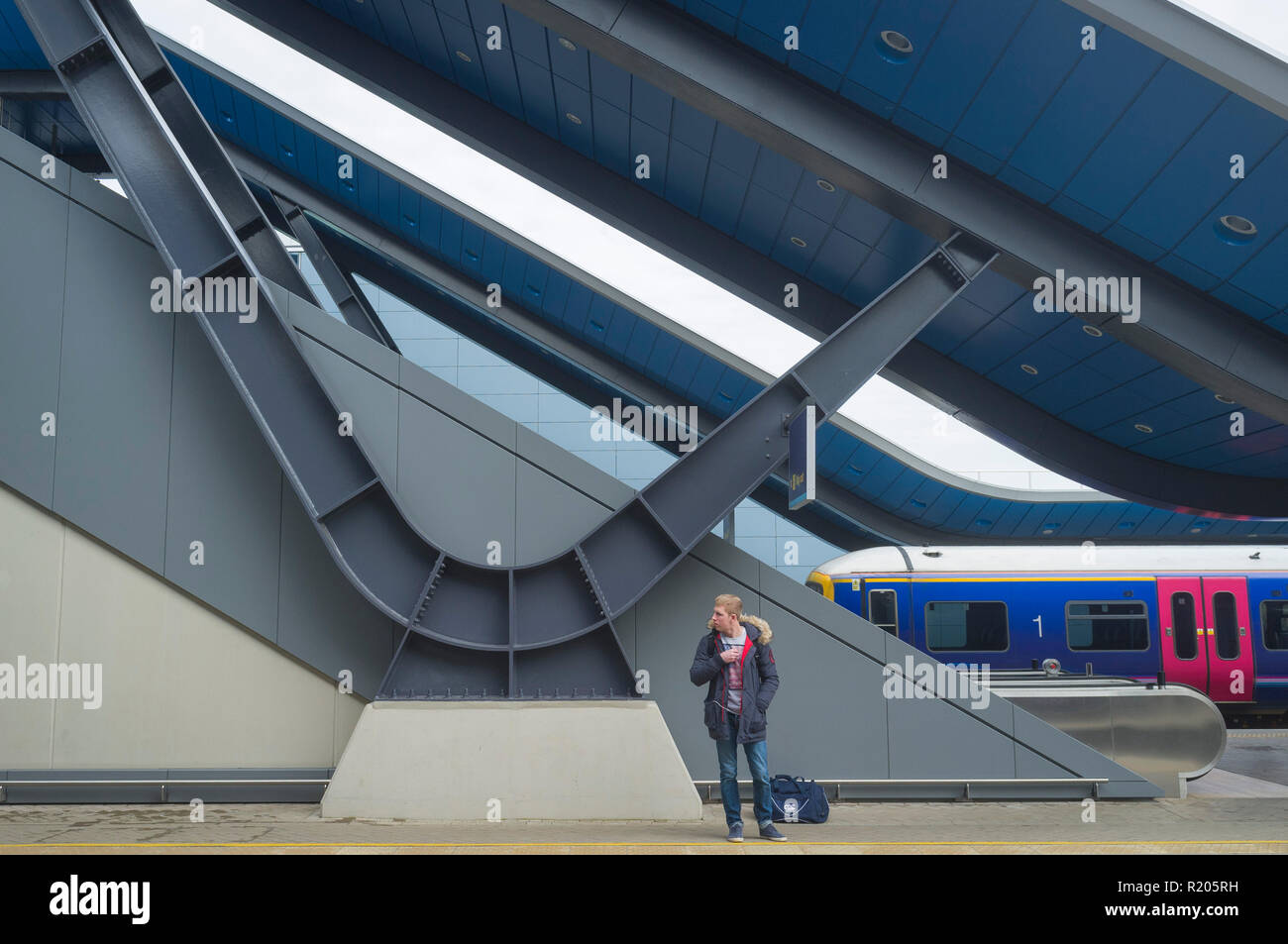 Crossrail train reading hi-res stock photography and images - Alamy