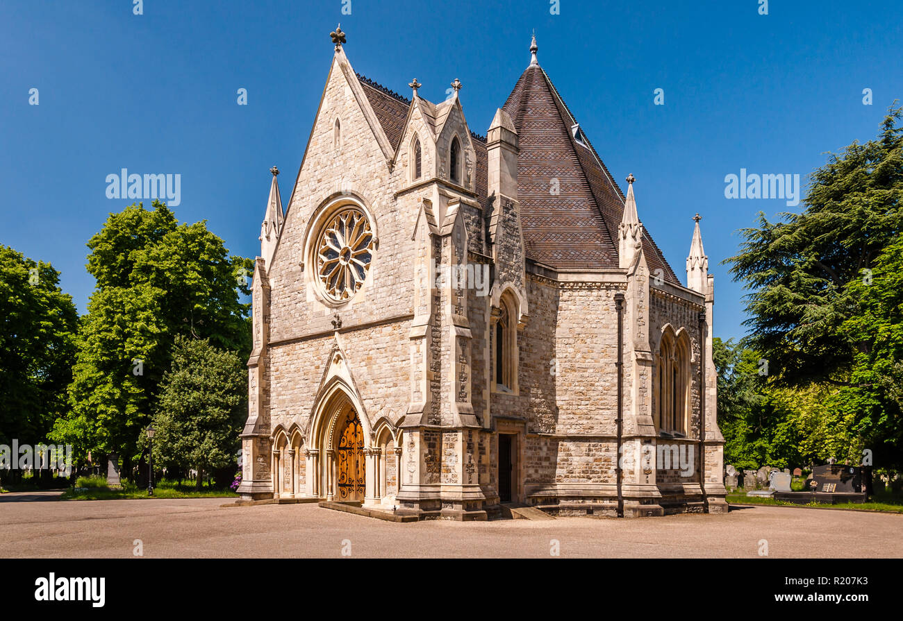Manor park cemetery hi-res stock photography and images - Alamy
