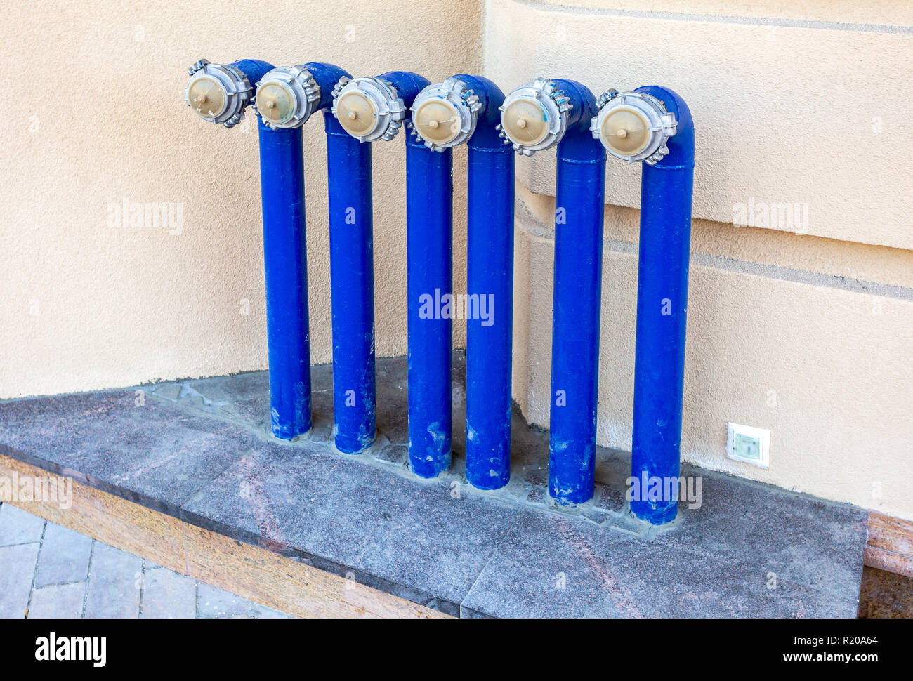 Fire hydrant point hi-res stock photography and images - Alamy