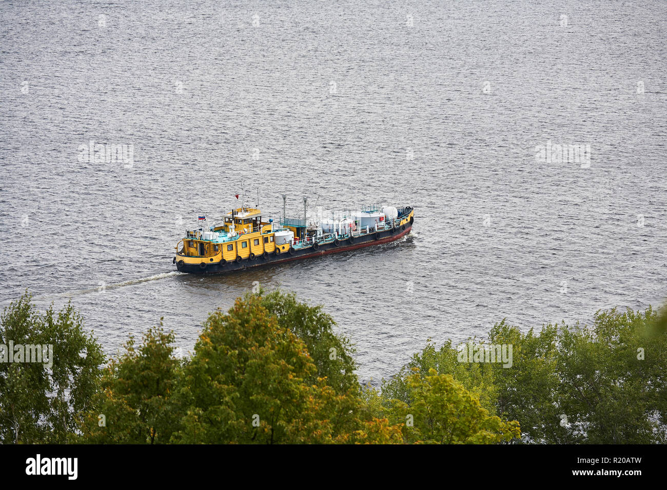 Gas tanker floating on the river Stock Photo - Alamy