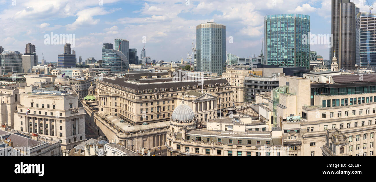 Rooftop view of the Bank of England, Threadneedle Street, City of ...