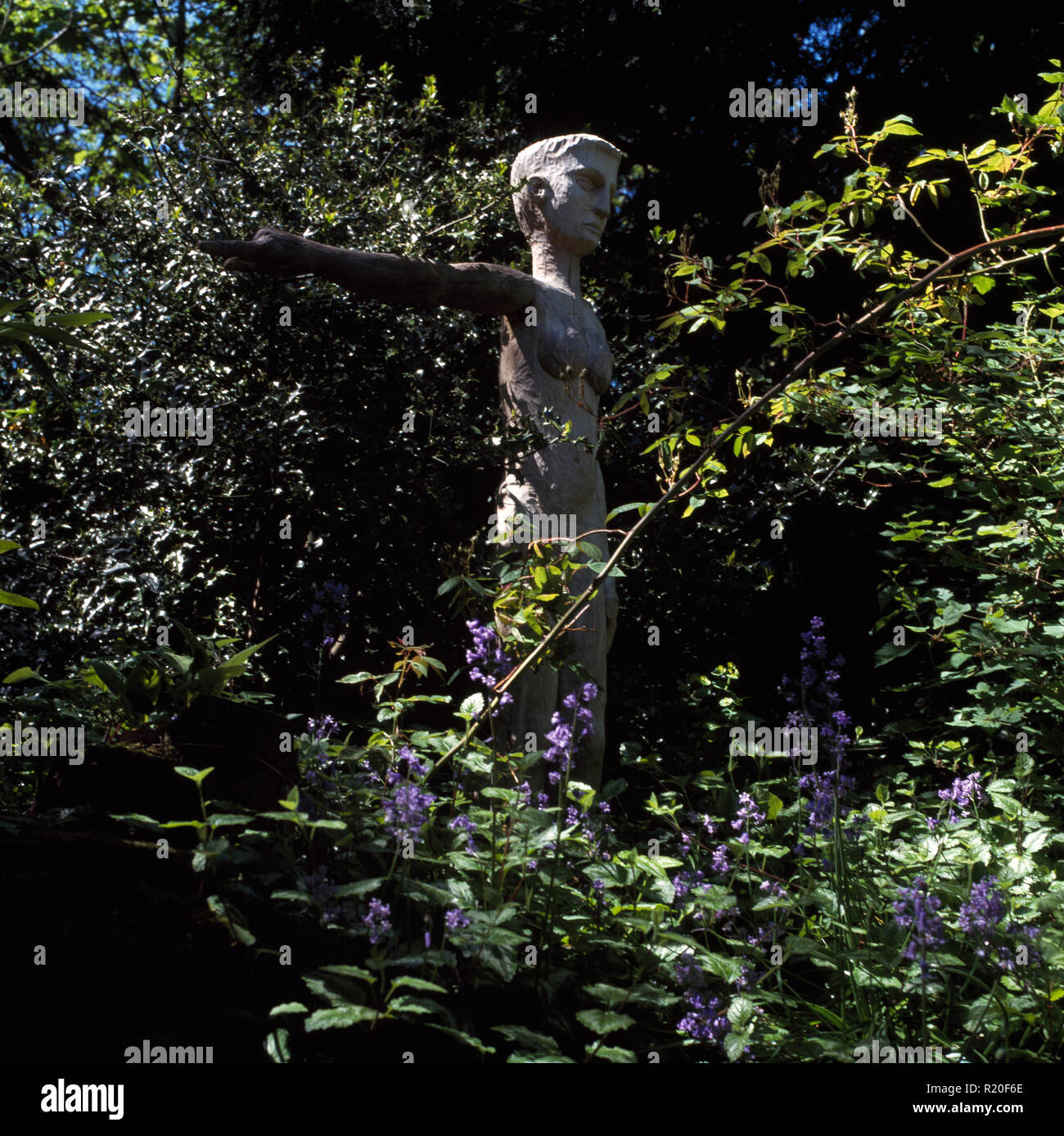 The boys statue hi-res stock photography and images - Alamy