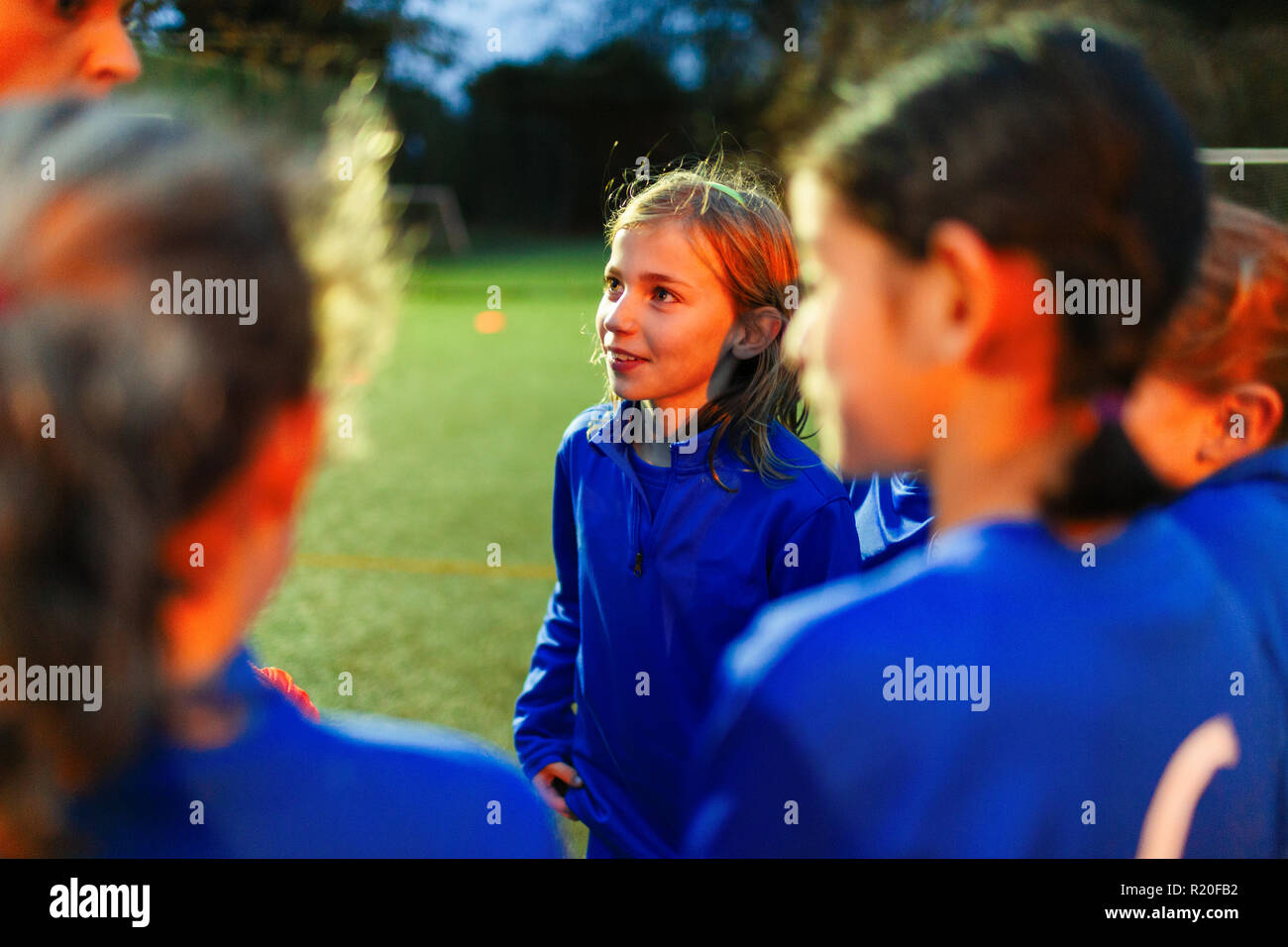 Soccer girl team hi-res stock photography and images - Alamy