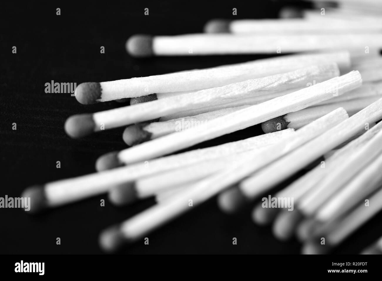 Matches burn hi-res stock photography and images - Alamy