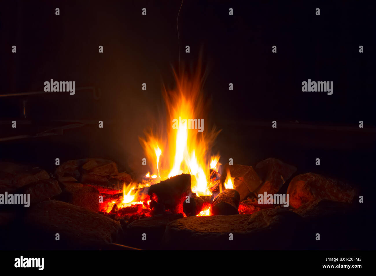 Campfire finland hi-res stock photography and images - Alamy