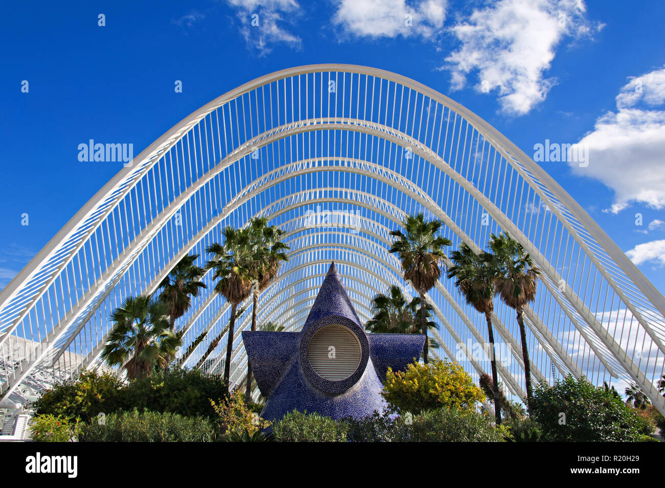 Umbracle sculptures hi-res stock photography and images - Alamy