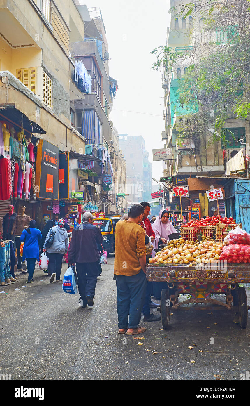 Food carts in cairo hi-res stock photography and images - Alamy