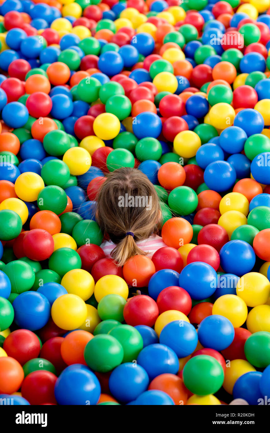 Ball pit hi-res stock photography and images - Alamy