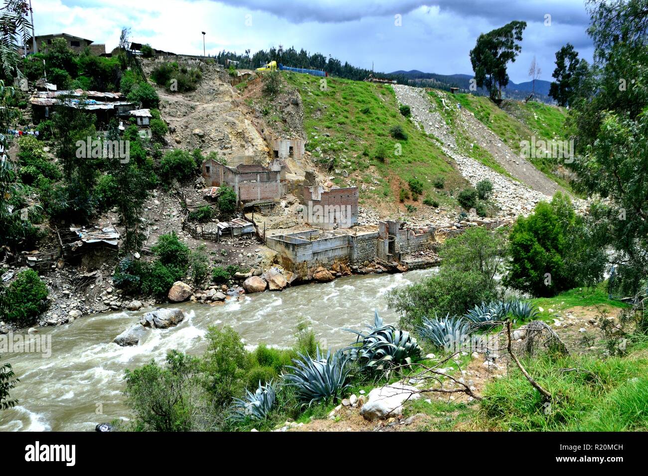 River in HUARAZ. Department of Ancash.PERU Stock Photo - Alamy
