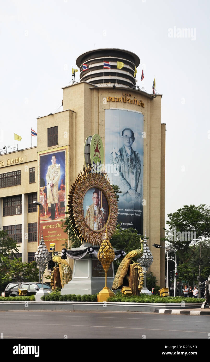 Portraits of Kings in Bangkok. Kingdom of Thailand Stock Photo - Alamy