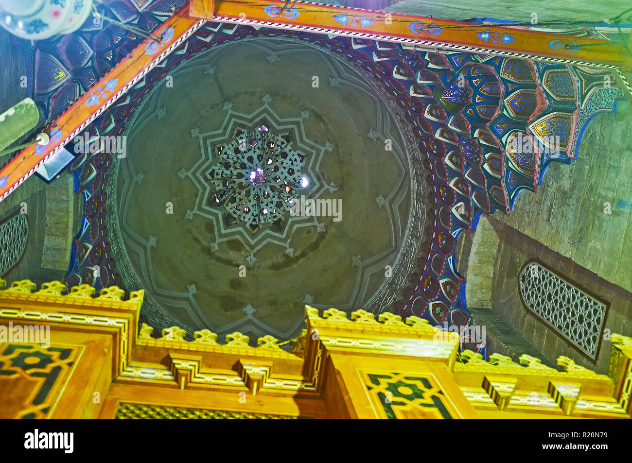 Cairo mosque dome interior hi-res stock photography and images - Alamy