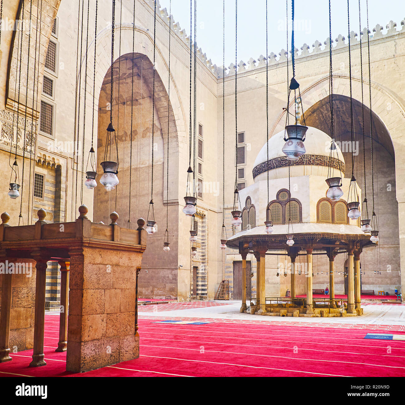 Dikka mosque hi-res stock photography and images - Alamy