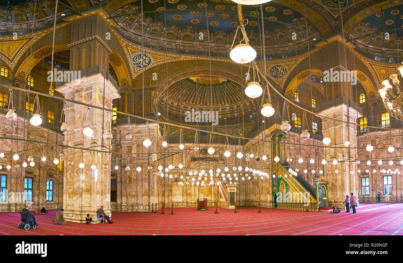 CAIRO, EGYPT - DECEMBER 21, 2017: The ornate interior of Alabaster ...
