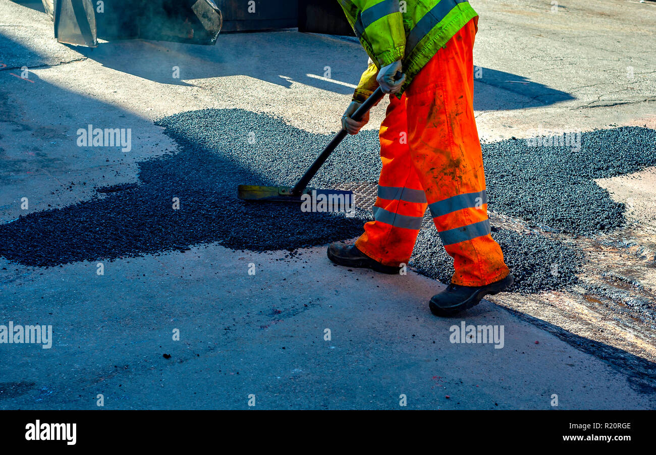 Leveling works hi-res stock photography and images - Alamy