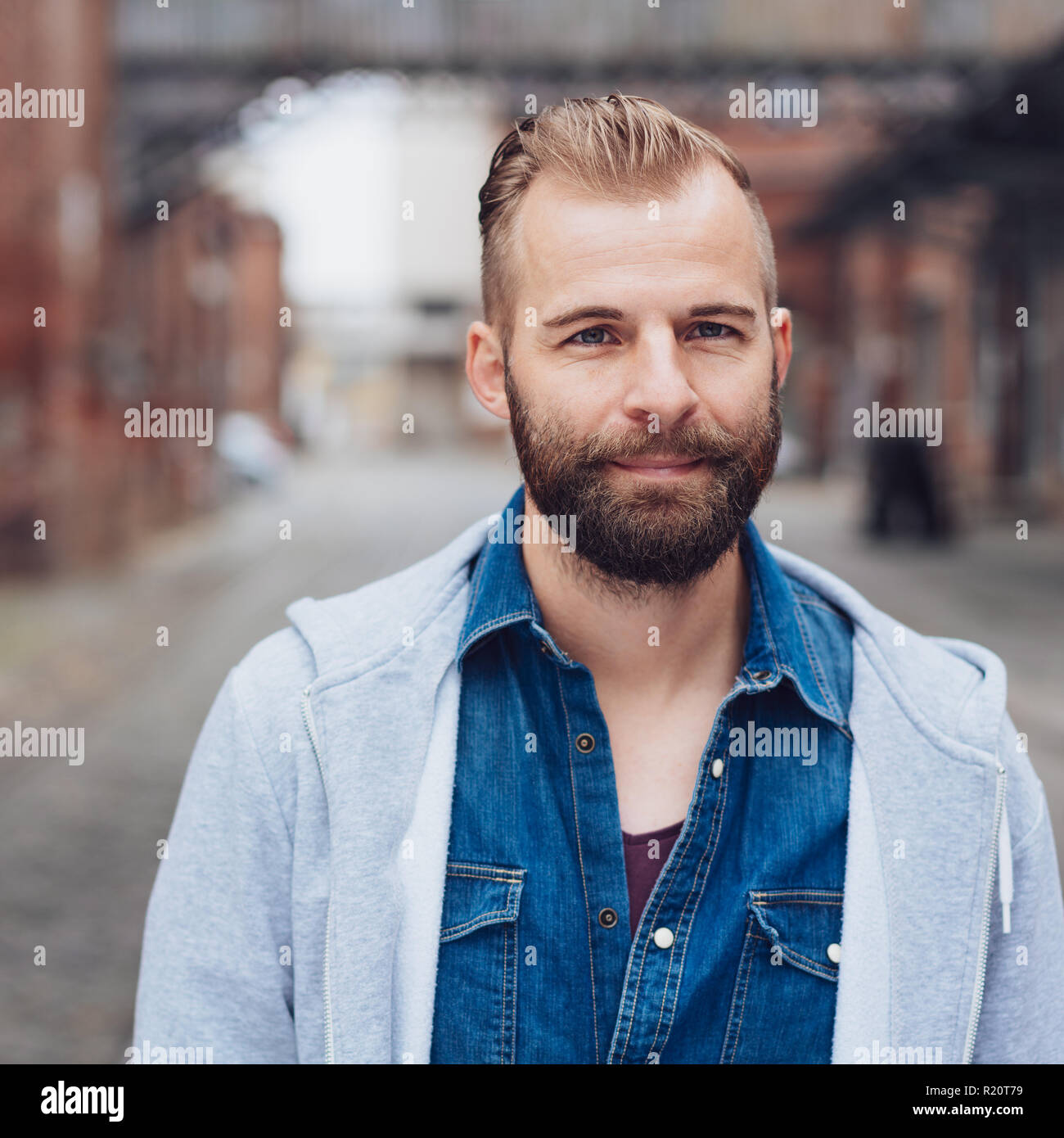 Dark beard hi-res stock photography and images - Alamy